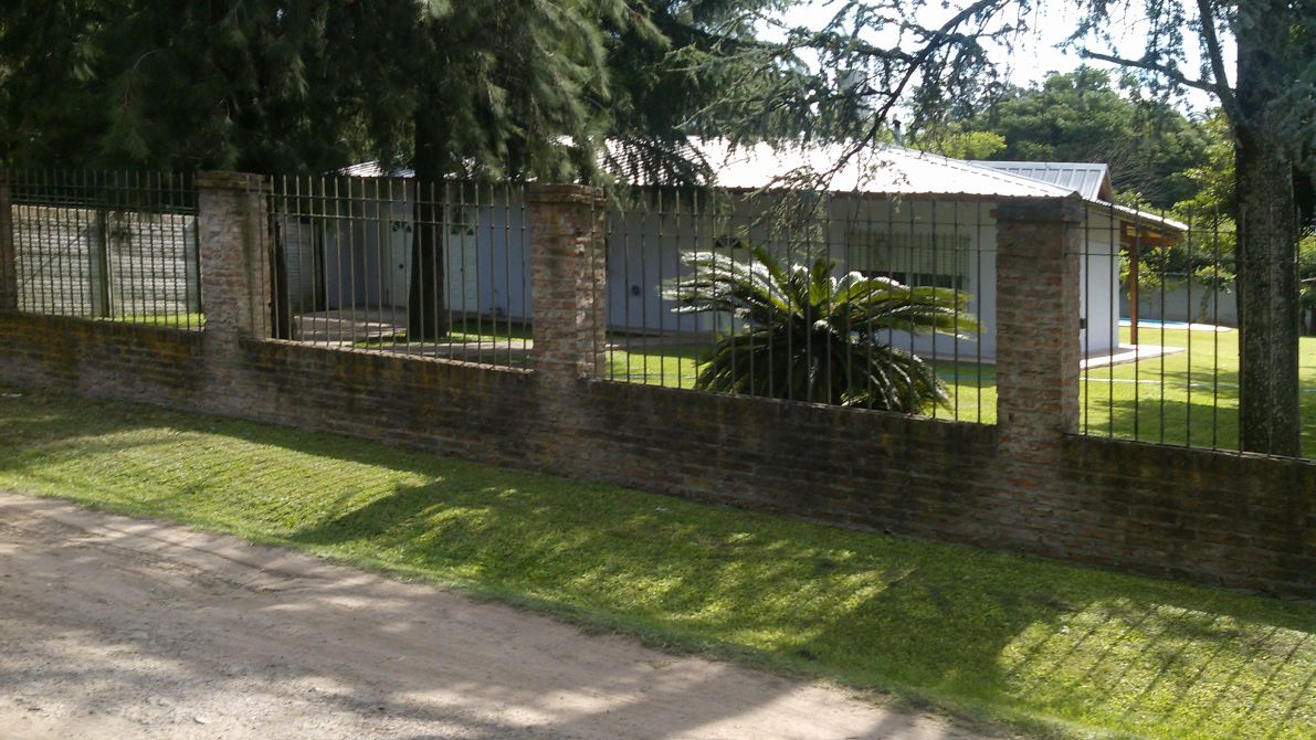 Hermosa Casa En Glew - Zona De Casas Quintas - De Lima Propiedades